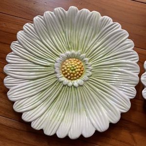 Dining | Floral Plates Set Of 2 Daisy Flower Dishes New | Poshmark